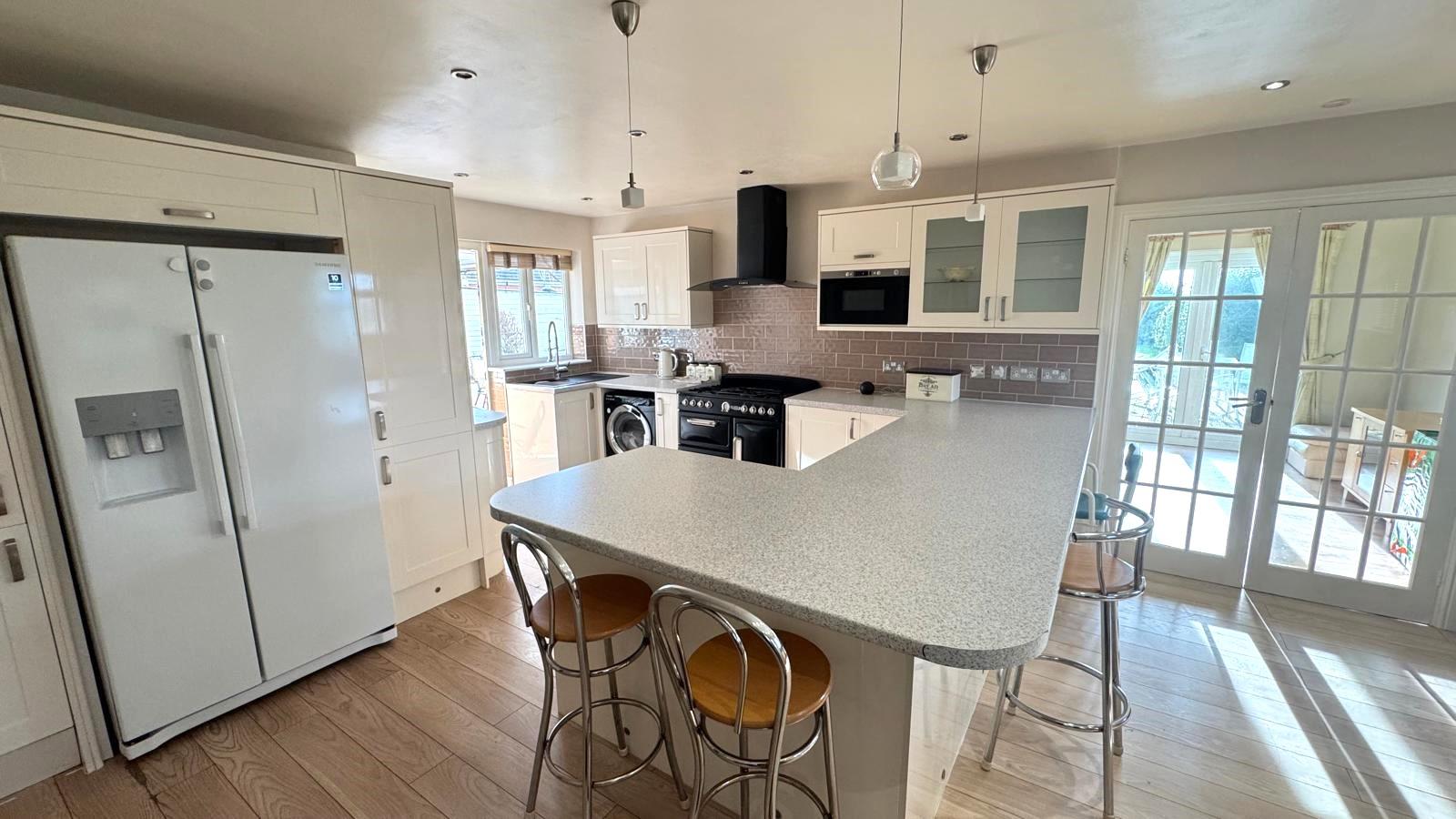 Glendalough, Rodington Heath, Shrewsbury, SY4 4RE | Estate Agents ...